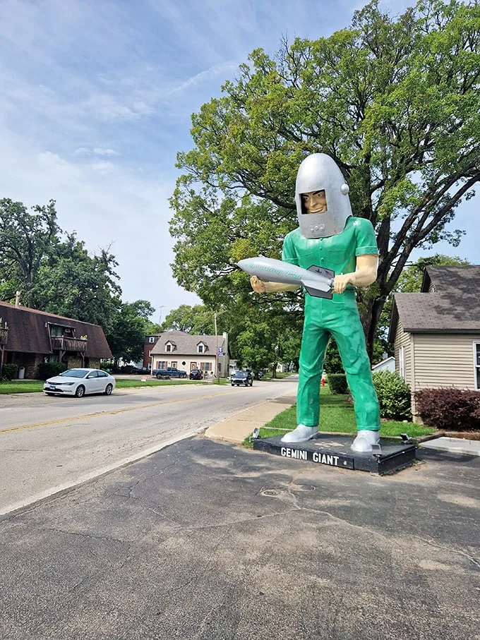 This jolly green giant brings space-age charm to small-town Illinois, proving the Midwest is anything but flyover country.