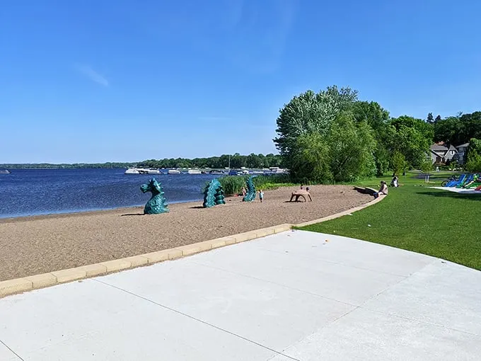 Who needs Nessie? Medicine Lake's got its own aquatic art show! These playful sculptures add a splash of whimsy to the serene shoreline.