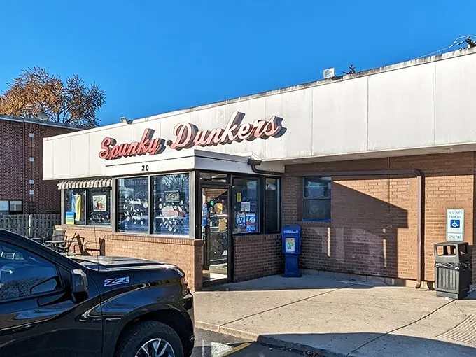Welcome to donut paradise! Spunky Dunkers' retro charm and promise of sweet delights beckon like a siren song to sugar lovers.
