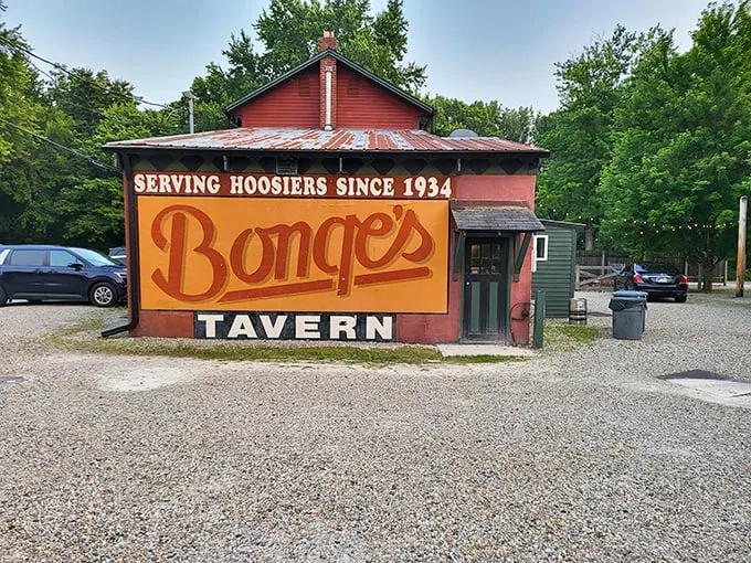 Welcome to Bonge's Tavern, where the exterior says "small-town charm" but the steaks inside scream "big-city flavor." This unassuming red building holds culinary treasures that'll make your taste buds do a happy dance.