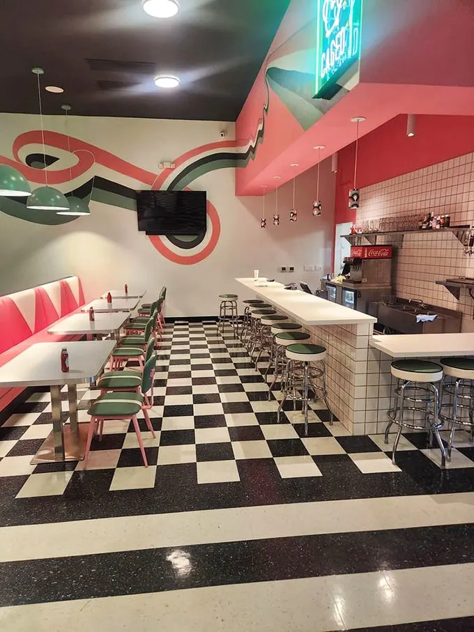 Diner dreams come true in this corner. Pass the ketchup and crank up the jukebox!