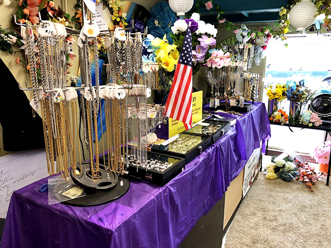 Bling's the thing! This jewelry stand is shinier than a disco ball at Studio 54. Time to get your sparkle on!
