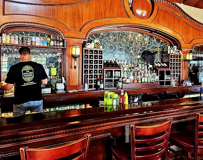 Bar none, this is where the magic happens. With a setup like this, even your teetotaling aunt might be tempted to order a cocktail.