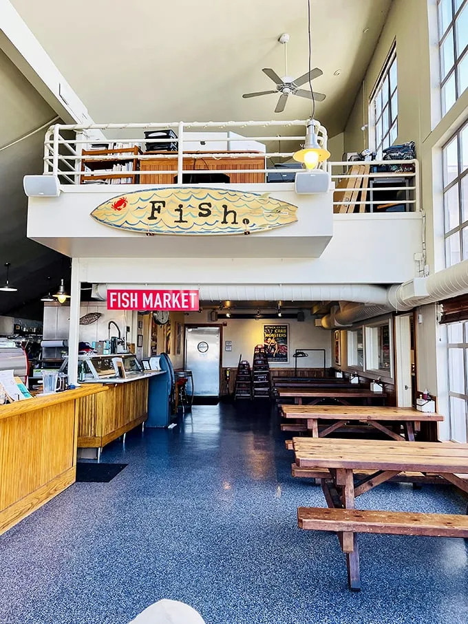 At Fish., the decor says 'cool warehouse,' but the menu screams 'seafood paradise!' It's like Brooklyn met a fishing village and fell in love.