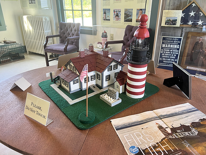 Honey, I shrunk the lighthouse! This miniature model proves good things come in small packages – and stripes.