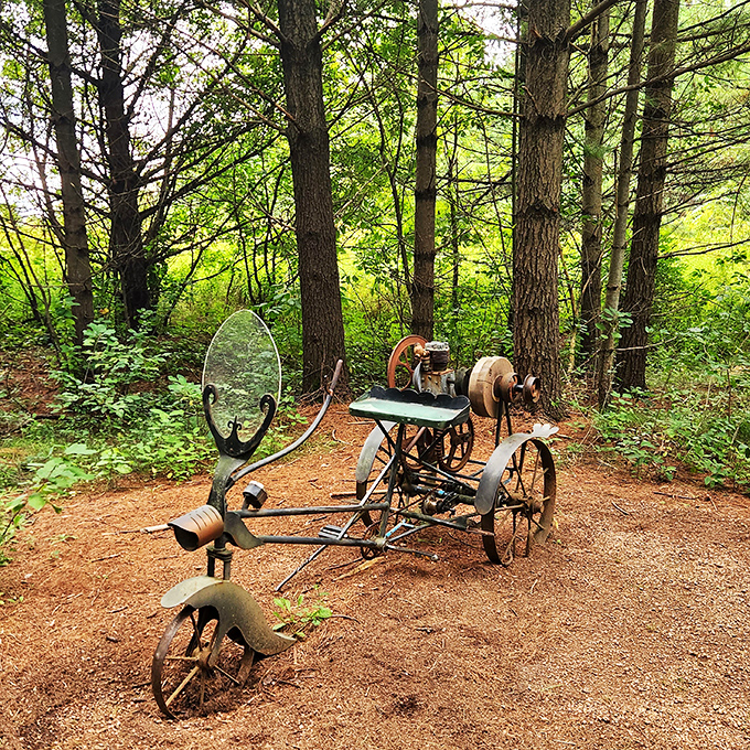 Part bicycle, part alien life form – this sculpture proves that even in the art world, you never forget how to ride a bike.