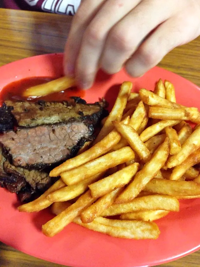 Fries so golden, they could be mistaken for buried treasure. Paired with that smoky meat, it's a combo that would make any pirate trade their gold.