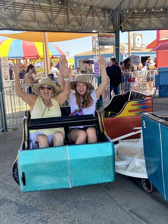 These ladies are living their best flea market life. It's like 'Thelma & Louise', but with more bargains and less driving off cliffs.