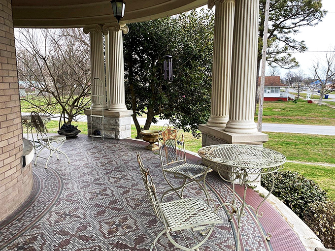 The perfect perch for people-watching or pontificating. This porch is so inviting, you'll be tempted to start your own salon – 19th-century style!