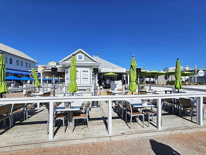 Beach vibes and comfort food collide! This sunny spot looks like it could be the set of a Jimmy Buffett music video.