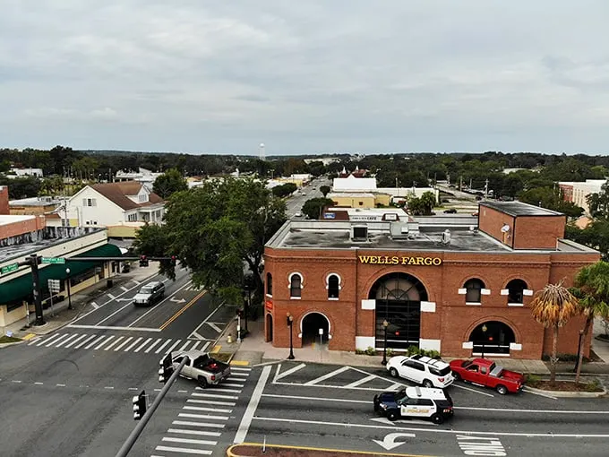 Banking on nostalgia: This Wells Fargo building could double as a movie set for "It's a Wonderful Life: Florida Edition."