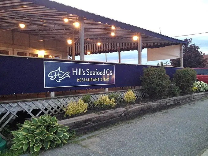 Hill's Seafood: Where the catch of the day is always a good idea. Just follow the neon fish sign to seafood nirvana – it's like a lighthouse for your taste buds!