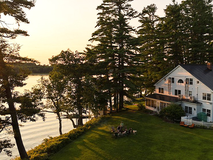 Sunset goals achieved! If this view doesn't make you want to write poetry, you might need to check your pulse.