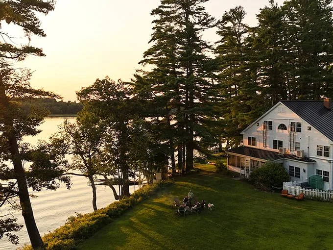Sunset goals achieved! If this view doesn't make you want to write poetry, you might need to check your pulse.