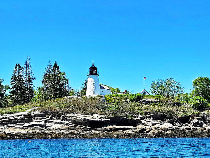Who needs a five-star hotel when you can stay in a lighthouse? Burnt Island offers the ultimate room with a view.