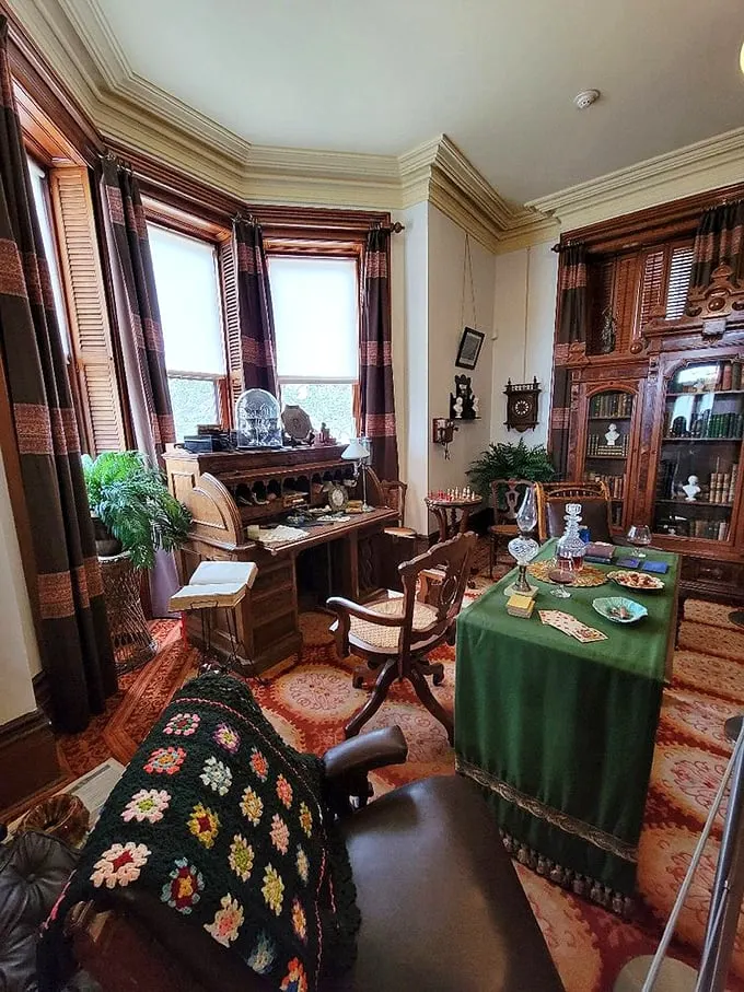 Quill pens and inkwells galore! This office is giving me serious 'Dead Poets Society' vibes, minus the teenage angst and impromptu desk-standing.