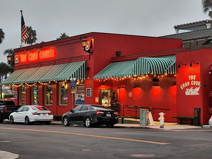 The Crab Cooker: So red, it makes fire trucks jealous! This Newport Beach icon is like a beacon for seafood lovers.