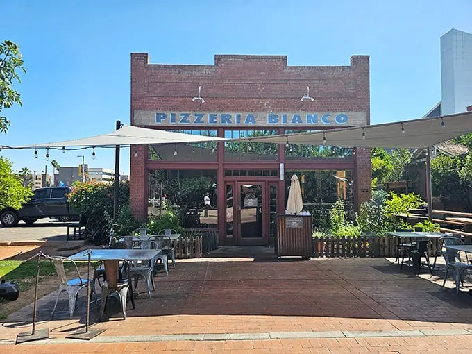 In a world of fast food, Pizzeria Bianco is a slow dance with deliciousness. Worth the wait? You bet your last pepperoni it is!