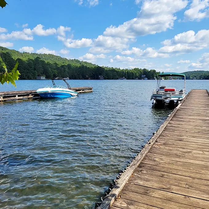 Boat parking that puts your local mall to shame. Here, your vessel gets a view that'd make a postcard jealous!