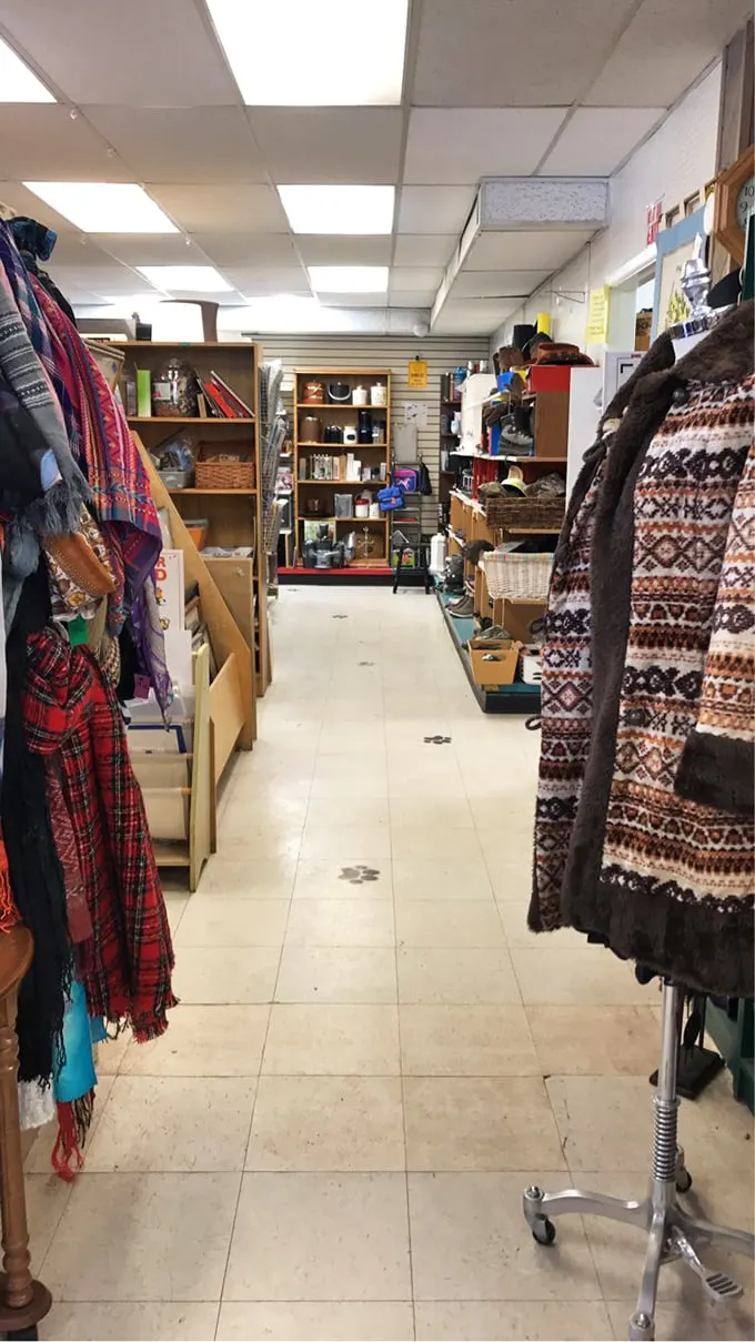 Step into a thrifter's cabin fever dream! Talking Talons offers a hodgepodge of homey treasures and outdoorsy gear.
