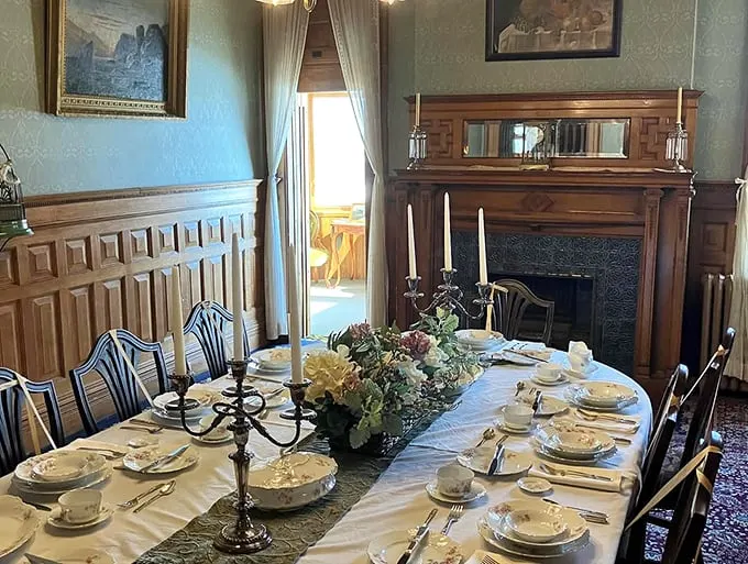 Dinner is served! This dining room has hosted more elegant meals than a season of 'Downton Abbey.' Pass the caviar, darling – and maybe a slice of humble pie.