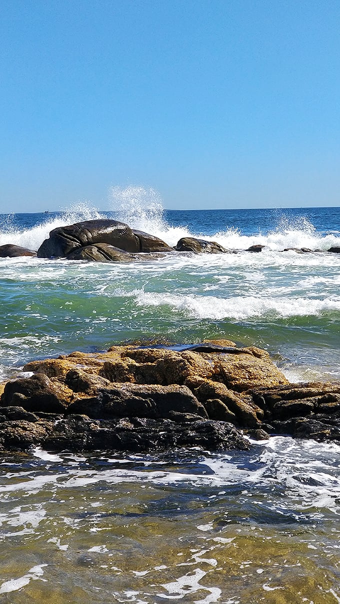 Nature's own wave machine: Hypnotic rhythms and salty spray provide a multi-sensory show that beats any IMAX experience. No 3D glasses required!