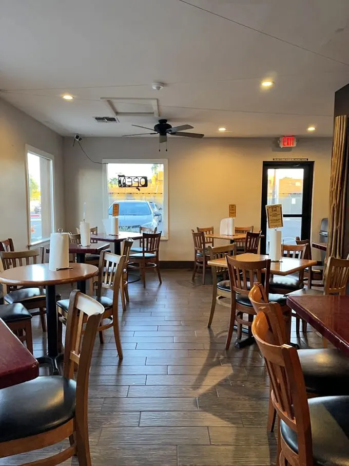 Cozy vibes and mouthwatering aromas! This dining hall is where fry bread dreams come true, one satisfied customer at a time.