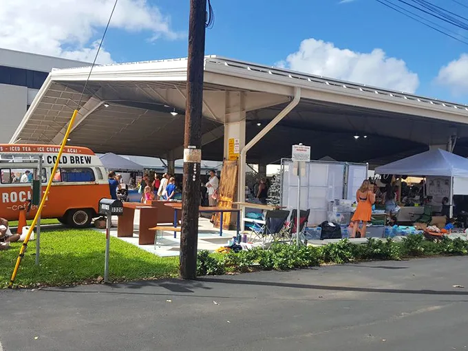 Part farmers market, part art gallery, all awesome. Aloha Home Market is the cool cousin of shopping malls – laid-back, local, and lovable.