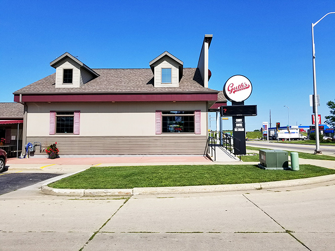Simple outside, spectacular inside. Guth's proves that true sweetness comes from within – the store, that is!