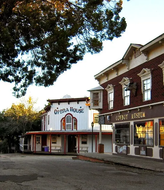charming small towns texas ftr