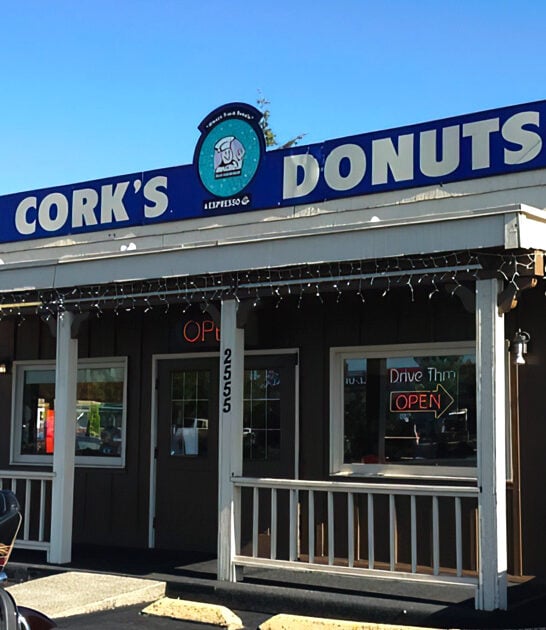 glazed donuts oregon bakery FTR