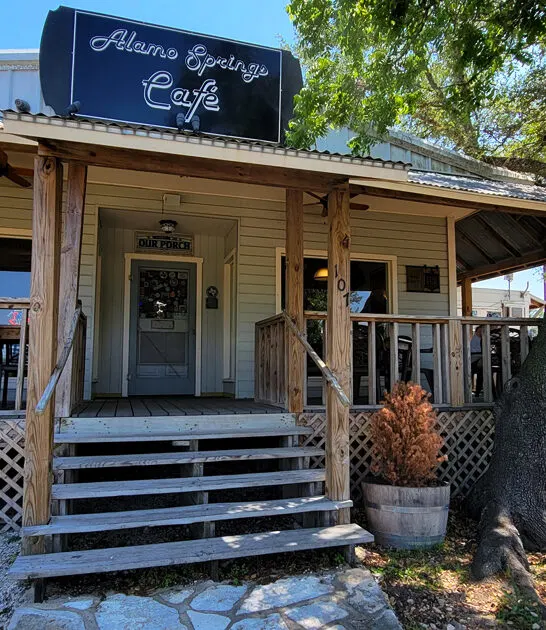 tiny restaurant texas burgers ftr