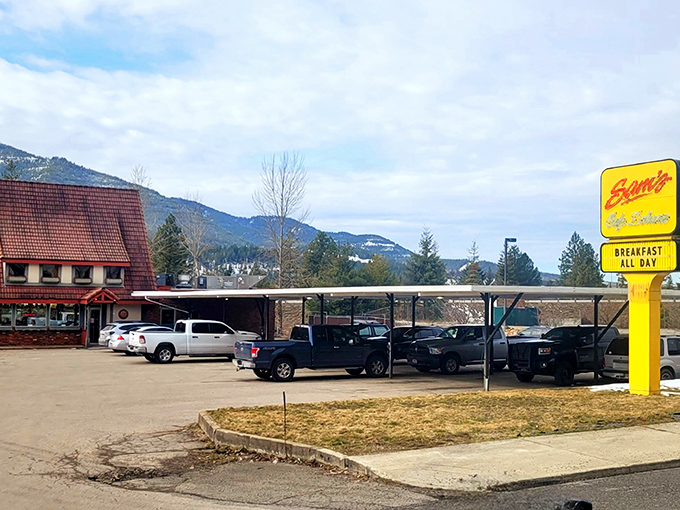 A-frame dreams and breakfast schemes! Sam's Restaurant stands proud against the Idaho mountains, promising all-day breakfast adventures. 