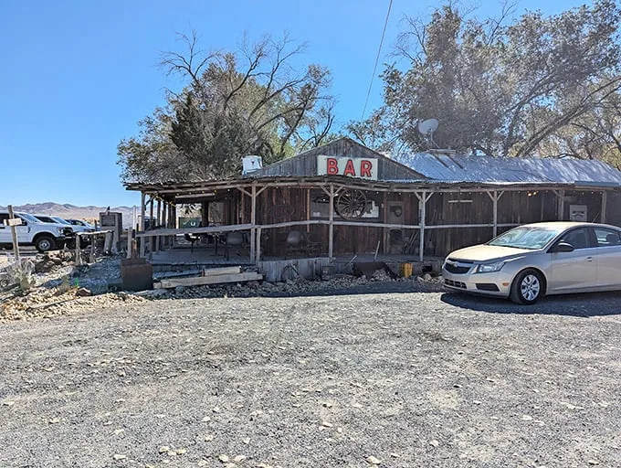 Welcome to the Wild West of burgers! Middlegate Station's weathered exterior promises a taste of Nevada's rustic charm.