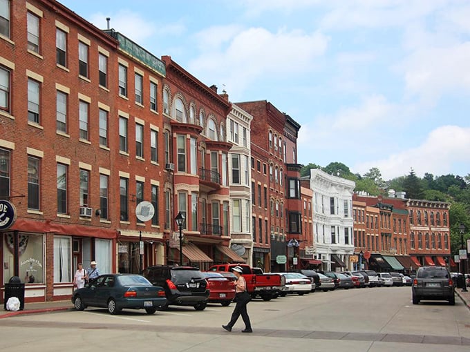 Step into a time warp! Galena's Main Street is like a living postcard from the 1800s, complete with charming storefronts and enough Americana to make Norman Rockwell swoon.