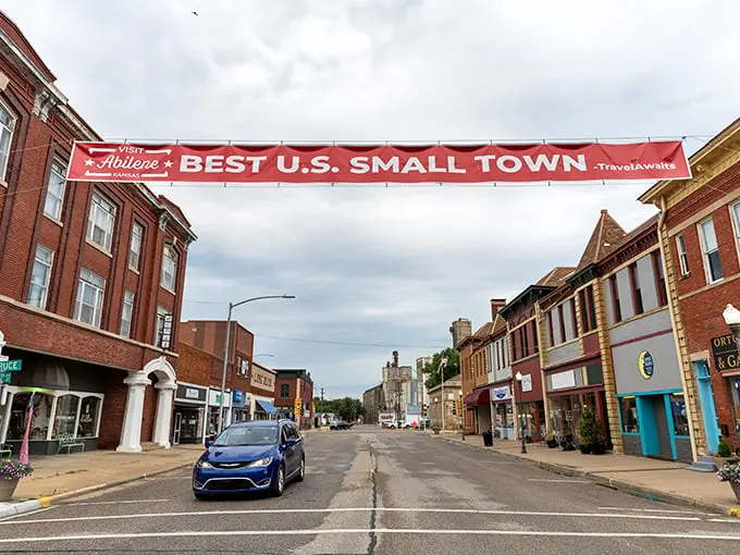"Best U.S. Small Town" isn't just a banner – it's Abilene's promise. This charming street scene could make Norman Rockwell reach for his paintbrush!