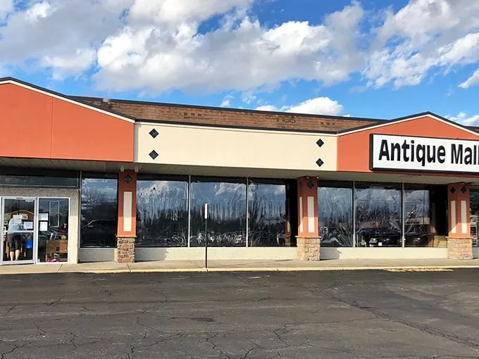 Welcome to the time machine disguised as a strip mall! The Antique Mall of Creve Coeur: where nostalgia meets retail therapy in a delightfully unassuming package.