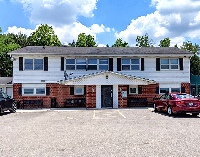Welcome to Chicken Licks, where the exterior might say "modest duplex," but inside, it's a wing lover's paradise!
