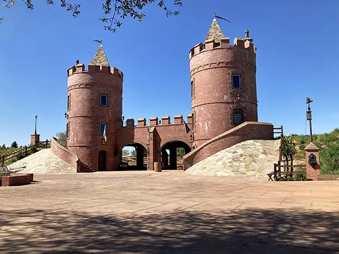 Cinderella, eat your heart out! This fairy tale fortress in the California countryside proves dreams really do come true – no pumpkin required.