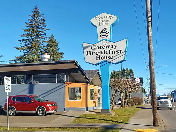 The iconic blue arrow sign beckons hungry Portlanders like a breakfast lighthouse. Some landmarks guide ships; this one guides empty stomachs.