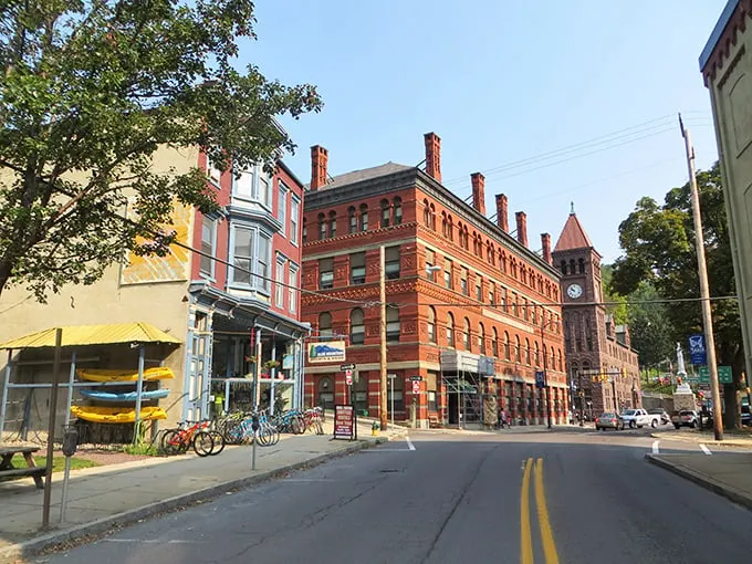Broadway's red-brick splendor isn't just architectural eye candy—it's a time portal where Victorian charm meets small-town hospitality in perfect harmony.