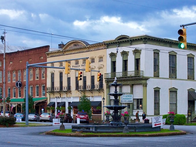 Stroll down memory lane! Eufaula's main street is like a time capsule, where Southern charm meets small-town Americana. It's Mayberry with a dash of Savannah.