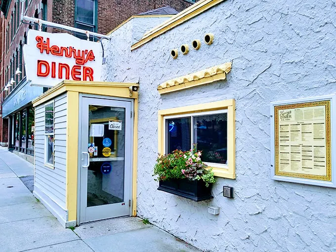 Step into a time machine disguised as a diner! Henry's exterior promises a journey back to simpler times and hearty breakfasts.