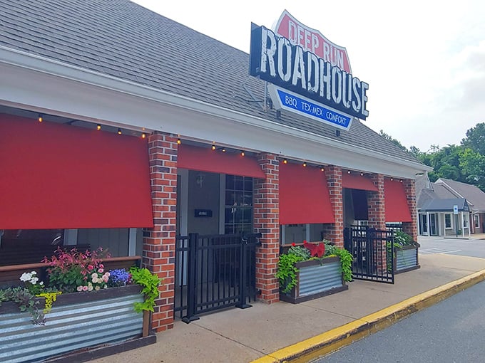 A BBQ beacon in the heart of St. Louis! Pappy's exterior promises smoky delights within, with its inviting facade.