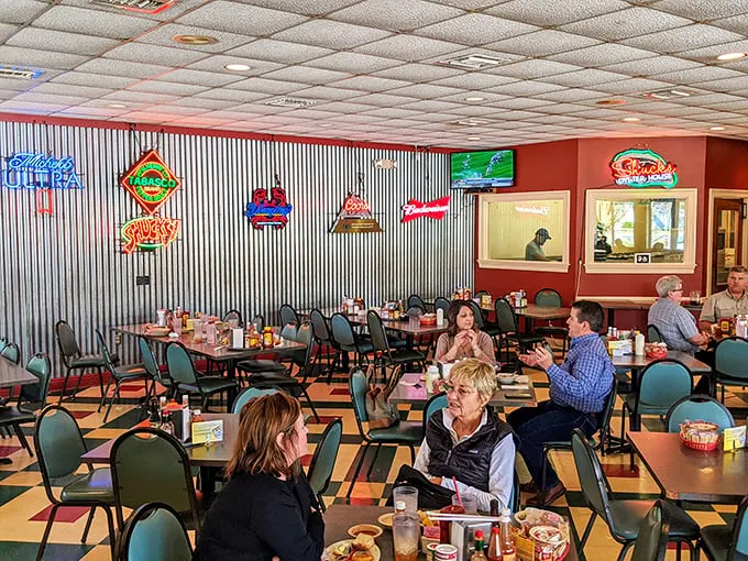 Where strangers become friends over a shared love of good eats. This dining room is serving up community spirit with a side of seafood.