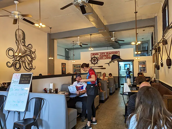 Where everybody knows your name… or at least your favorite fish dish. Cozy booths and nautical vibes make this spot feel like home.