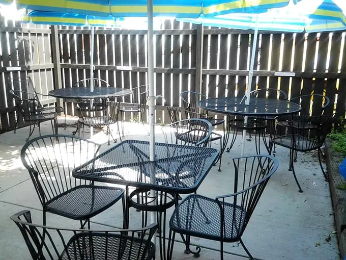 Dine al fresco and pretend you're at a seaside café. Just don't be surprised if a mountain goat wanders by instead of seagulls!