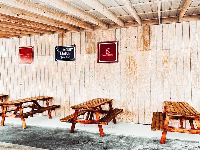 Al fresco dining, stable-style. These picnic tables are the perfect spot for a pre-race strategy session or post-win celebration.