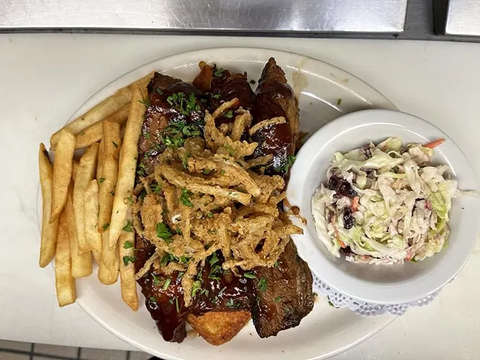 Brisket so good, it'll make you want to send a thank-you note to the cow. Paired with sides that are anything but sidekicks.