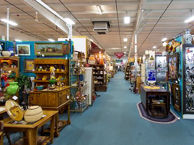 Aisle after aisle of vintage visions! It's like walking through a time warp, with each booth offering a new decade to explore.